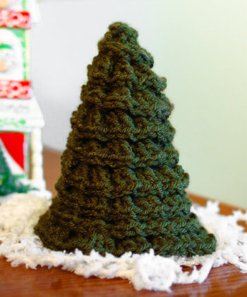 Christmas Tree Pattern - Petals to Picots