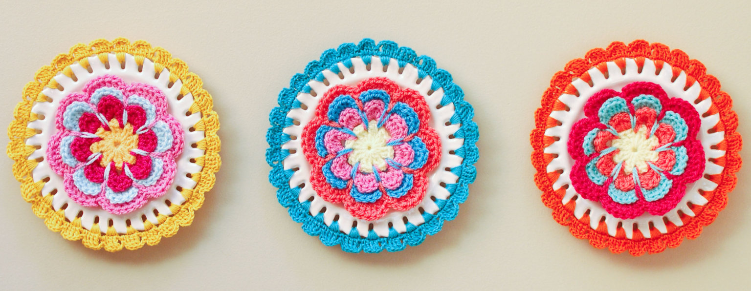 Crochet Edged Plates ... Crochet Plate Wall Hanging