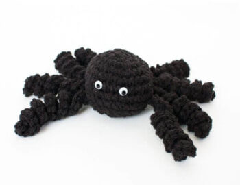 Crochet Spider Pattern - Petals to Picots