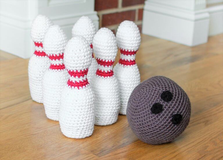 Crochet Bowling Set: Bowling Pin and Ball Patterns - Petals to Picots